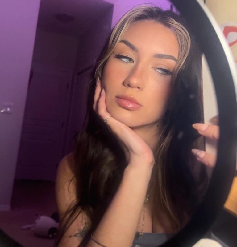 Urfavbellabby Age, Career, Family, Net Worth, Height Bio 2024